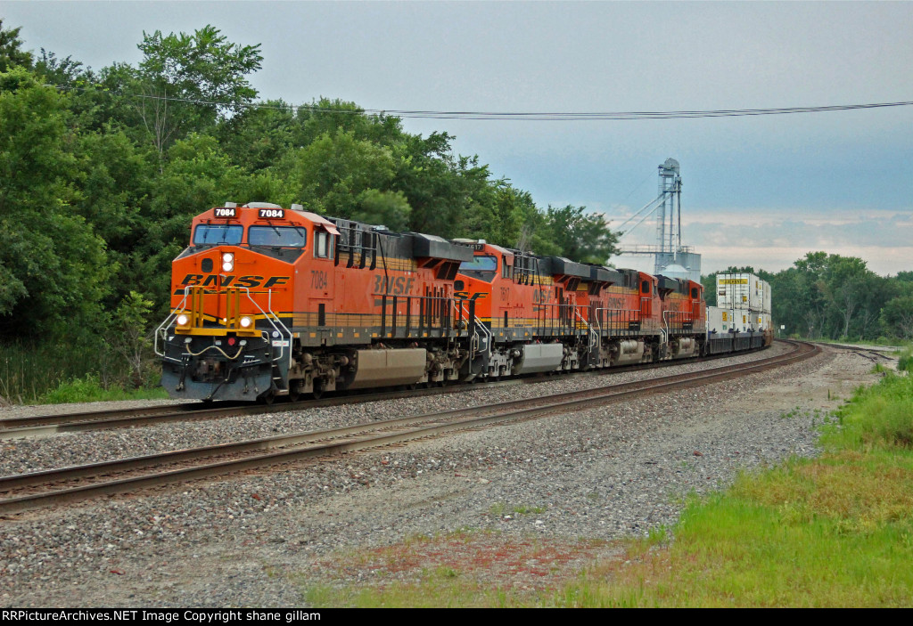 BNSF 7084 Rips a EB stack train into La Plata Mo.